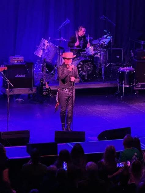 Concert Review Adam Ant With Special Guest The English Beat Kansas