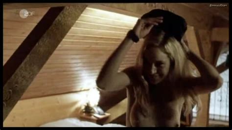 Naked Jeanette Hain In Kommissar Süden Und Das Geheimnis Der Königin