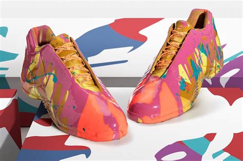 庆祝麦迪入选名人堂adidas 推出 T MAC 定制系列 球鞋资讯 FLIGHTCLUB中文站 SNEAKER球鞋资讯第一站