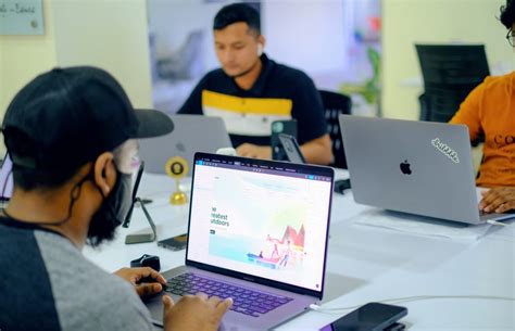 Benefits Of Custom And Dedicated Software Development Rootstack