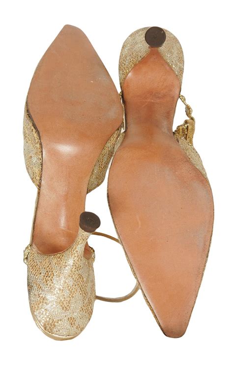 Schiaparelli Gold Lace Jeweled T Strap Kitten Heel Pumps New In Box