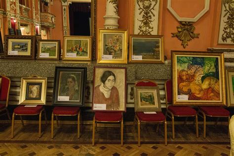Expat Global Art с доходност от близо 27 за първата си година Expat
