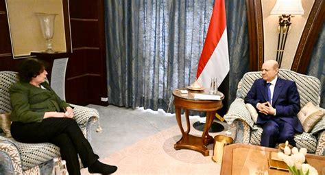 نشوان نيوز العليمي تسهيلات دولية لتعزيز البنك المركزي بمبلغ 300