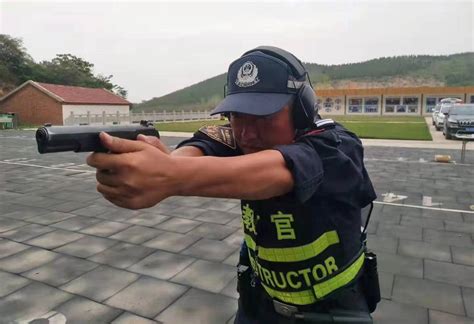 活跃在警营里的实战教官 哔哩哔哩