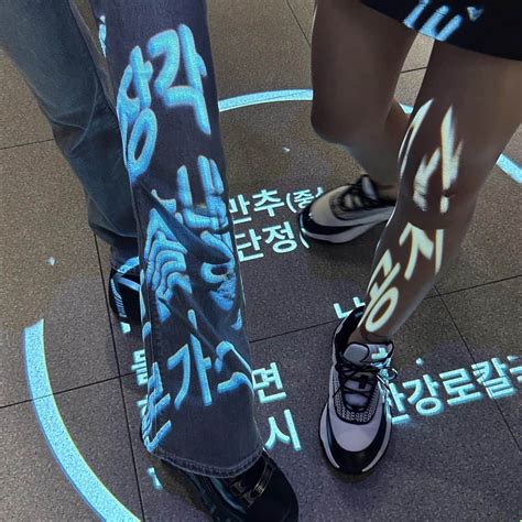 なつきさんのインスタグラム写真 なつきinstagram「最近インスタもサボり気味だったから 韓国で撮った写真載せる〜🩵🩵」9月5日