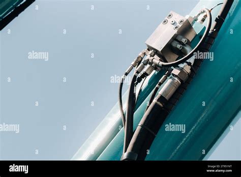 Hydrostatic Crane Engine The Control System Of The Crane Engine Lifting Hydraulic Department On