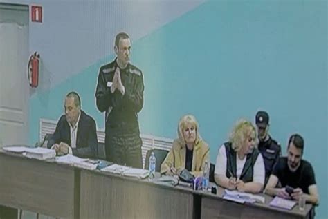 Navalny Lanza Una Campaña Contra Putin Y La Guerra En El Inicio De Un