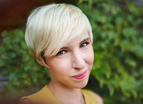 Karen Haircuts Avoid These 15 Hated Styles Hairstylecamp