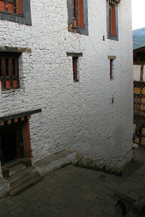 Buddhist Fortress Rinpung Dzong In Paro Bhutan Stock Image Image