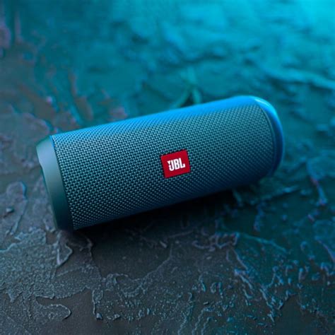 قیمت و خرید اسپیکر بلوتوثی قابل حمل جی بی ال مدل Flip Essential