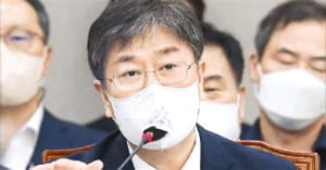 여야 대통령실 사적 채용·무속인 논란 난타전