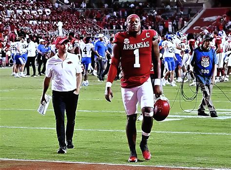 Hogs Drop Disappointing Game To Byu 38 31 Resident News Network