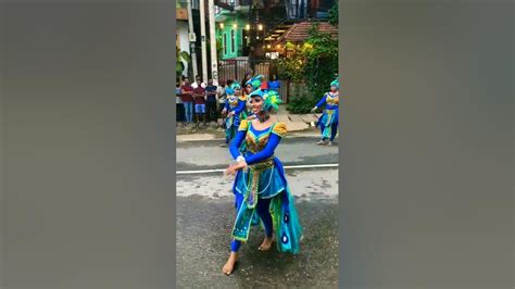 මොනරු රංචුව 😜 Dance Funlandhub Srilanka Female Danceshorts