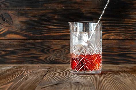 Bourbon Grenadine Recette Du Cocktail Bourbon Grenadine Cocktails Road
