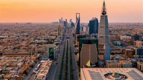 بلومبيرغ اقتصاد السعودية على وشك تحقيق لقب الأسرع نمواً فيديو