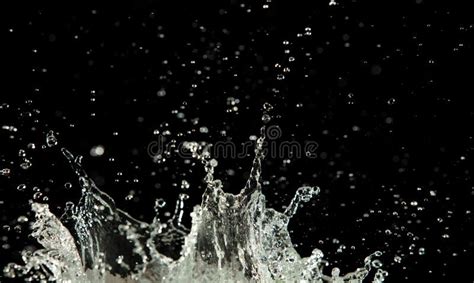 Crown Water To Object Make Curve Drop Explosion In Ripple Motion Black