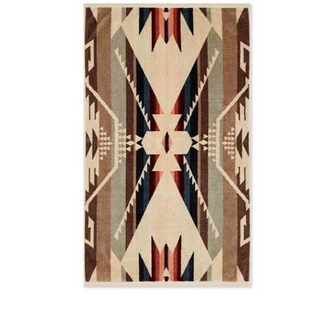 Pendleton Jacquard Hand Towel In White Sands Pendleton