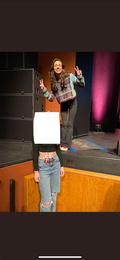 Emily Ratajkowski Tumblr Um Wow