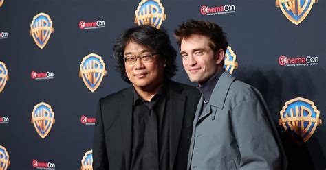 봉준호 미키17 美 1위에 글로벌 수입 1310억인데 손실 우려 계속 나오는 이유