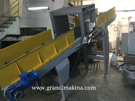 Konveyör Bant Sistemi Granül Makinası Plastik Geri Dönüşüm Makine