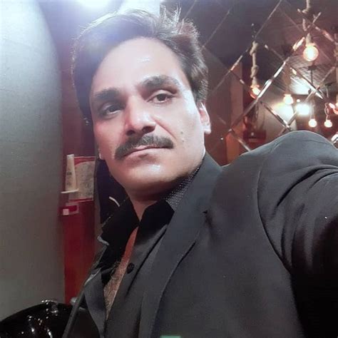 دانلود آهنگ سجاد رزمجو بابا لیلی کیفیت اصلی متن