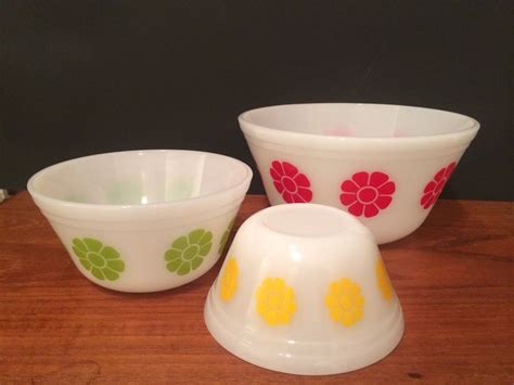 Federal Glass Usa Glass Mixing Bowl Set Of Three