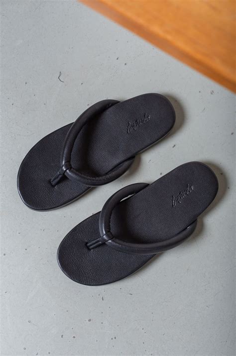 Marsèll Spanciata Thong Sandals Mw7987 Black Rendez Vous Store