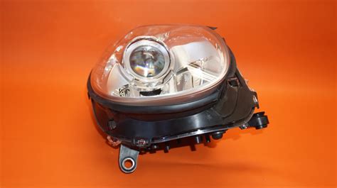 Mercedes Benz R Headlight Right Passenger