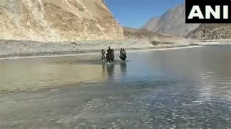 Indian Army गलवान में बढ़ी भारतीय सेना की गतिविधि Lac से सामने आया
