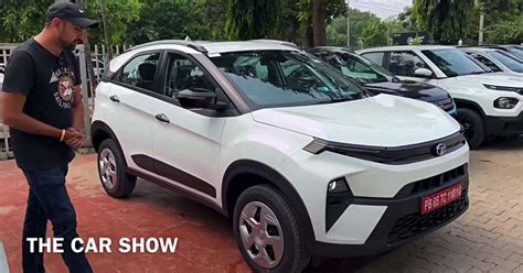 2023 Tata Nexon Facelift Pure S वेरिएंट का वॉकअराउंड वीडियो