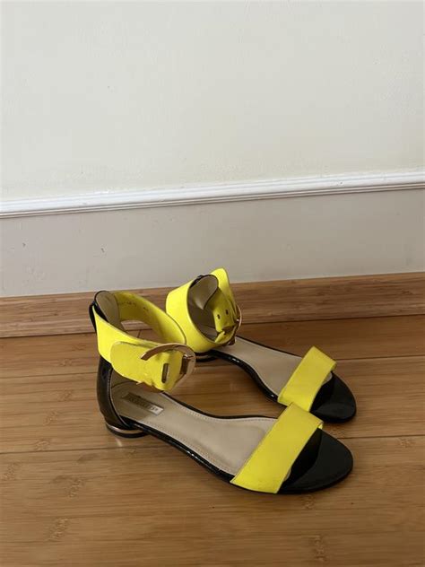 Нові сандалі з ремінцем — ціна 400 грн у каталозі Сандалі Купити жіночі речі за доступною ціною