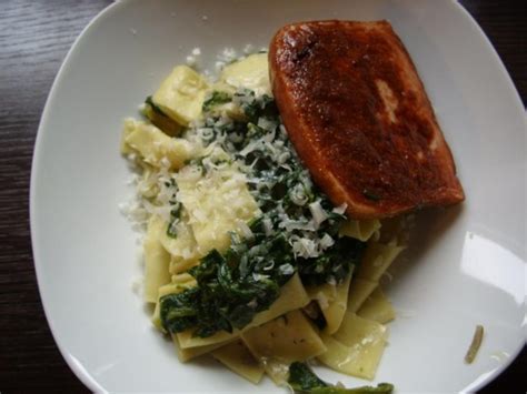 Feta Spinat Nudelauflauf Einfach 410 Kcal 100g