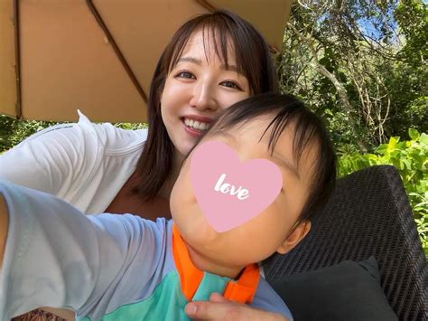 息子がインカメラで撮ってくれた大切な1枚🤭 ⁡ 毎日出来ることが増えて嬉しい気持ちと 成長スピードの速さにちょっぴり寂しさを感じる今日この頃🥺