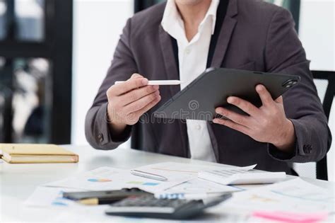 Fund Managers Analysis Investment Stock Market By Digital Tablet Finance And Investment Tax