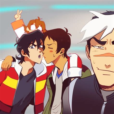 Keith Lance Shiro Pidge Klance Comics Voltron Fanart Voltron