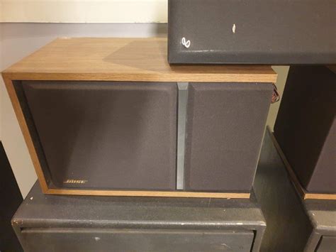 Bose 201 Bookshelf Speakers Audio Soundbars Speakers And Amplifiers On Carousell