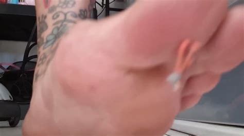 Unaware Underfoot Giantess Unawear Stomping And Stepping On Tiny