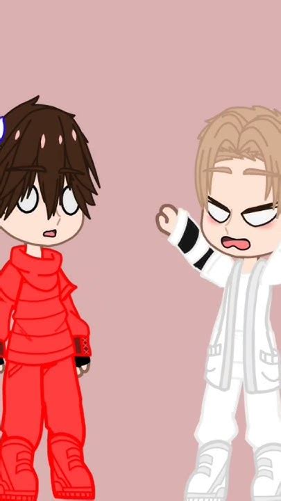 БЕЛОМУ 22 ГОДА Белий Красний амонгас чиво Youtube