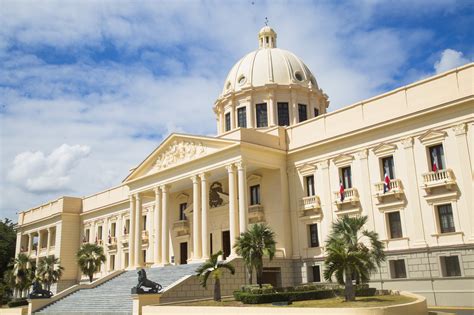 Poder Ejecutivo Emite Decreto Que Crea El Premio Anual A La Excelencia