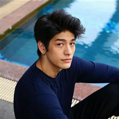 ระหว่างดาราชายยุคนี้กับยุคก่อน คุณคิดว่าดาราชายยุคไหนมี Sex Appeal มาก