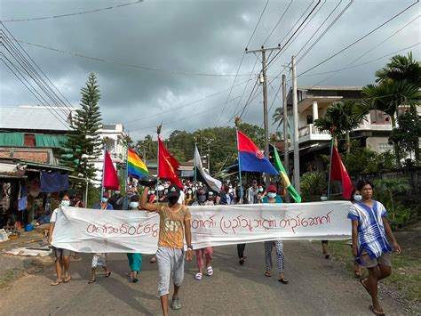 Than Lwin Times ဖက်ဆစ်ဝင်ငွေဖြတ်တောက်