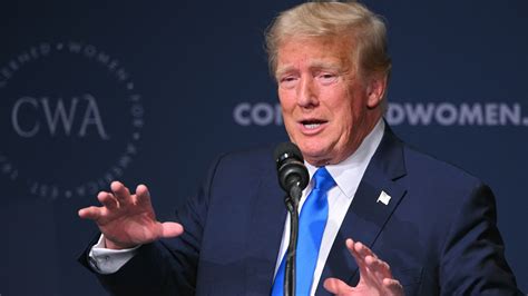 Trump To Give Speech To Autoworkers In Detroit Skip Second Gop Debate