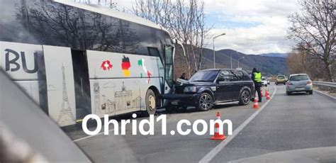 ФОТО Сообраќајна незгода на патниот правец Охрид Струга во близина на