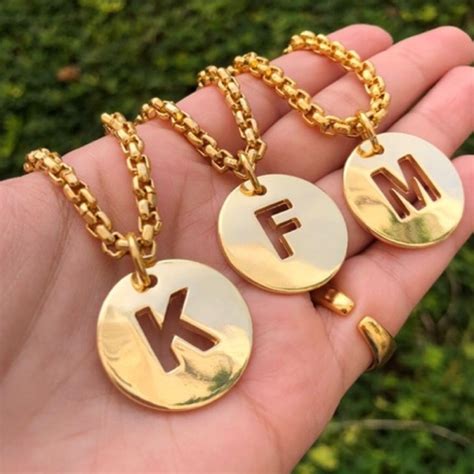 Colar De Letra Vazada Plaquinha Redonda Shopee Brasil