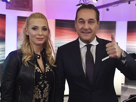 Philippa Strache Gegen Generelle Leinen Und Beißkorbpflicht Viennaat