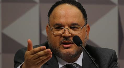 Equipe de transição de Lula planeja recriar secretaria de Diversidade do MEC e recompor