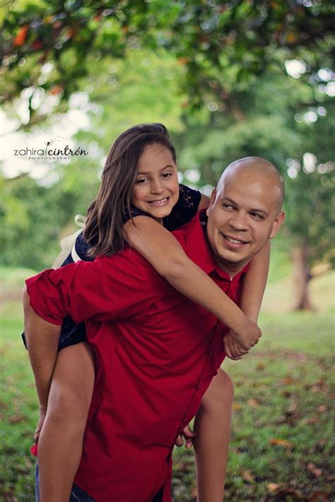 Pin By Tammy Thompson On Picture Poses Father Daughter Poses Father
