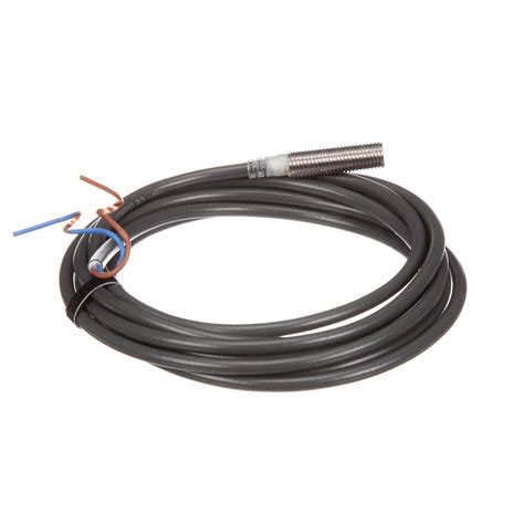Omron Automation E2E X2D1 N 5M Inductive Sensor M8 X 57 OFF