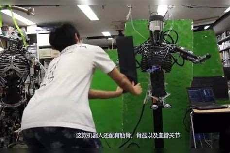 世界最“逼真”的机器人，和人一样会流汗，加点水就能运行！ 加点 机器人 运行