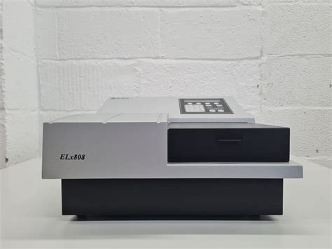 Biotek Model Elx808 Microplate Reader Lab